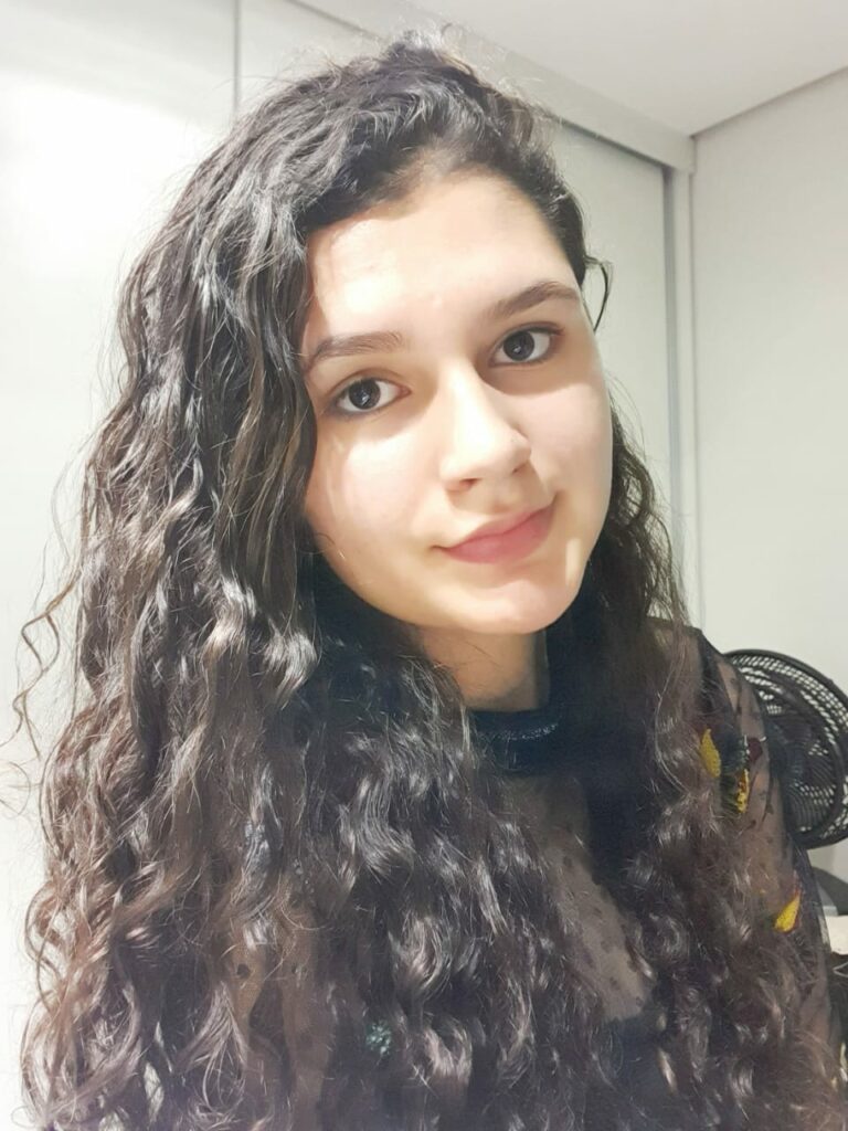 Felicidades a Amanda Caroline pelos seus 15 anos - Ponta Porã Informa ...