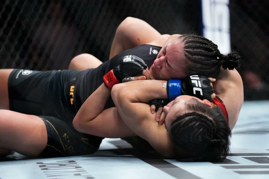 Alex Poatan é novo campeão dos médios do UFC - Ponta Porã Informa ... Alex Poatan é novo campeão dos médios do UFC - Ponta Porã Informa ...