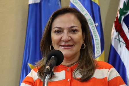 Anny Espínola propõe implementação de práticas alternativas no ...