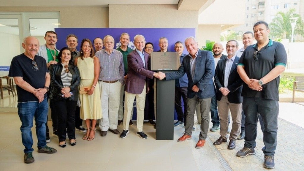 FHE/Poupex, PaulOOctavio e Via concluem mais uma torre do Península ...